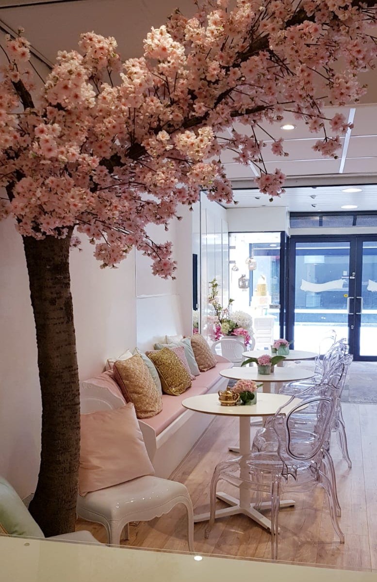 10 trendige Ideen für eine tolle Restaurant-Deko | Zweigedeko